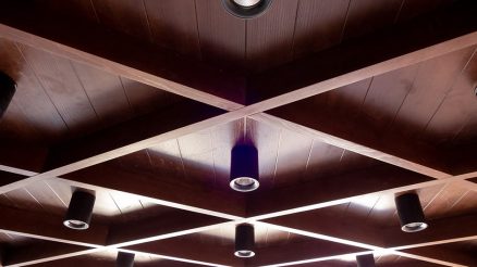 Cracks in Wall & How to Fix Them - Homenish