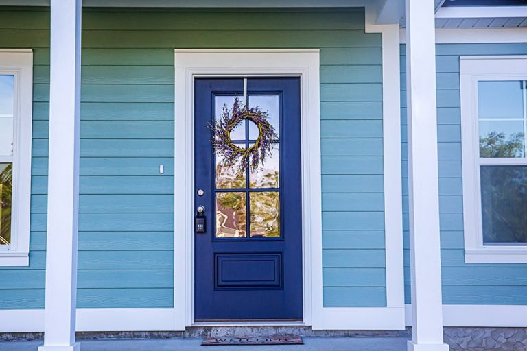 22 Blue Front Door Ideas for a Classy Curb Appeal
