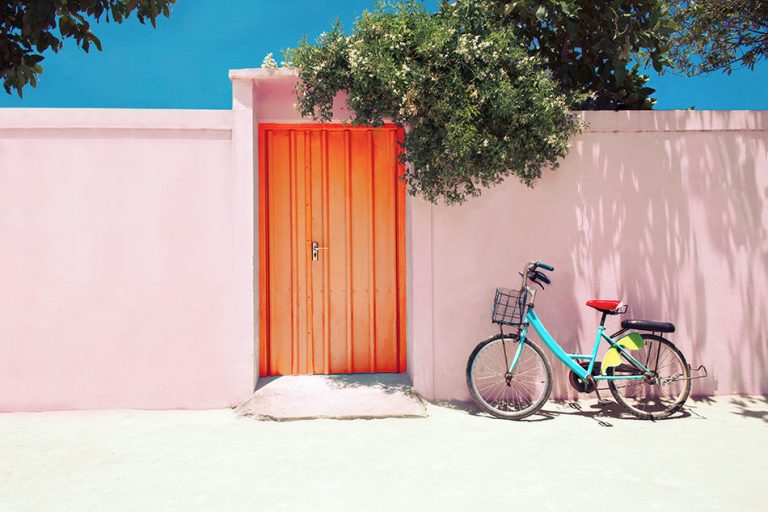 15 Orange Front Door Ideas for a Bright and Striking Entrance (with ...