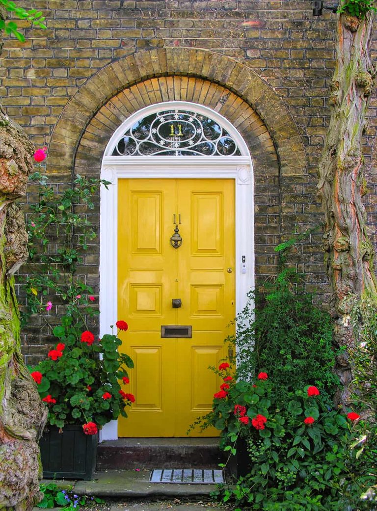 15 Yellow Front Door Ideas for a Cheery Entrance
