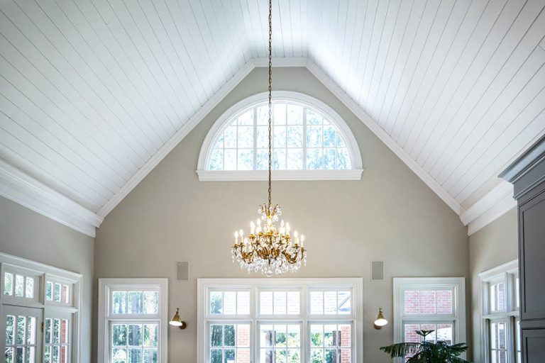 Vaulted Ceiling- What You Need to Know - Homenish