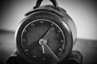 20 Different Types of Alarm Clocks Explained - Homenish