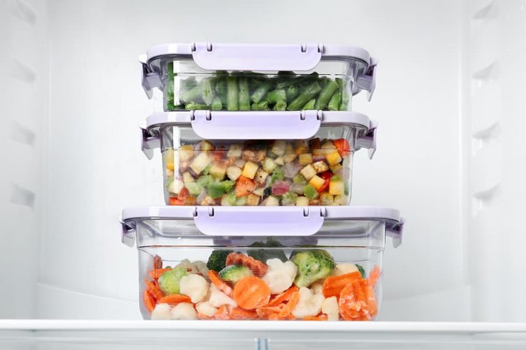 33 Essential Kitchen Tools - A Ultimate Guide - Homenish