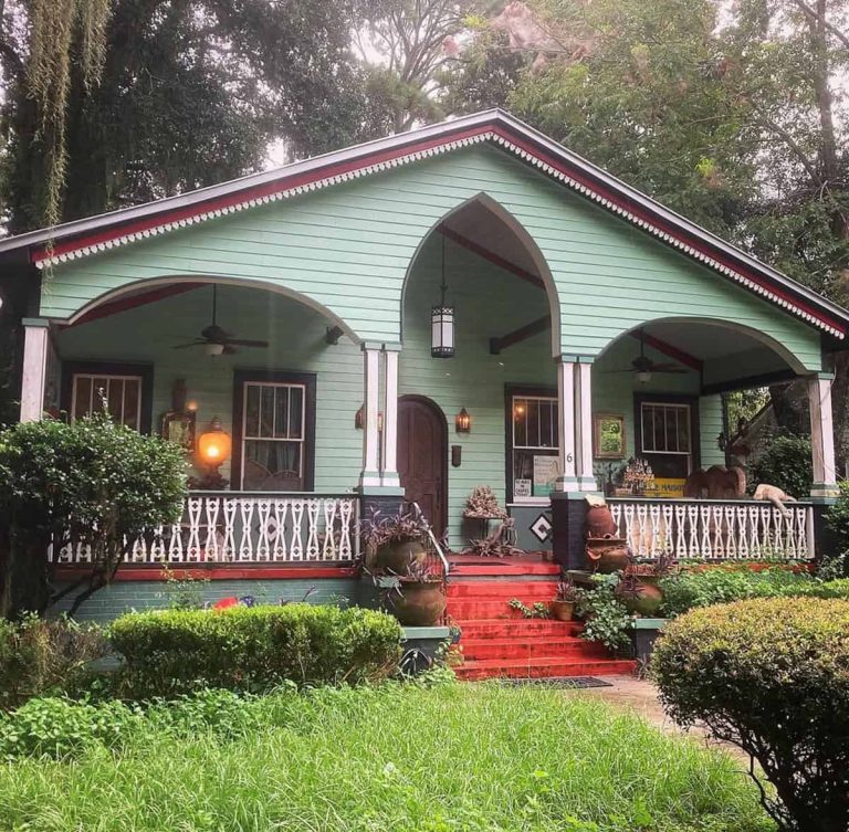 46 Timeless & Trendy Porch Railing Ideas You'll Love - Homenish