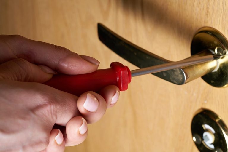 Different Types of Screwdrivers Explained - Homenish