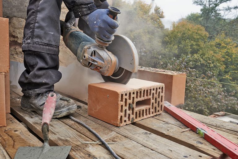 15 Different Types of Bricklaying Tools and Their Uses - Homenish