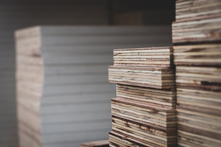 8 Kitchen Cabinet Material Types - A Complete Guide - Homenish