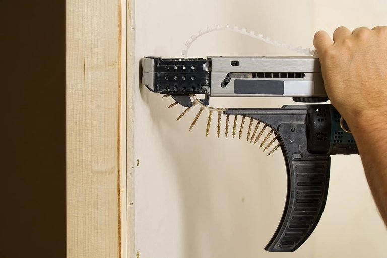 List of Drywall Tools and Their Uses (Pictures Inc.) - Homenish