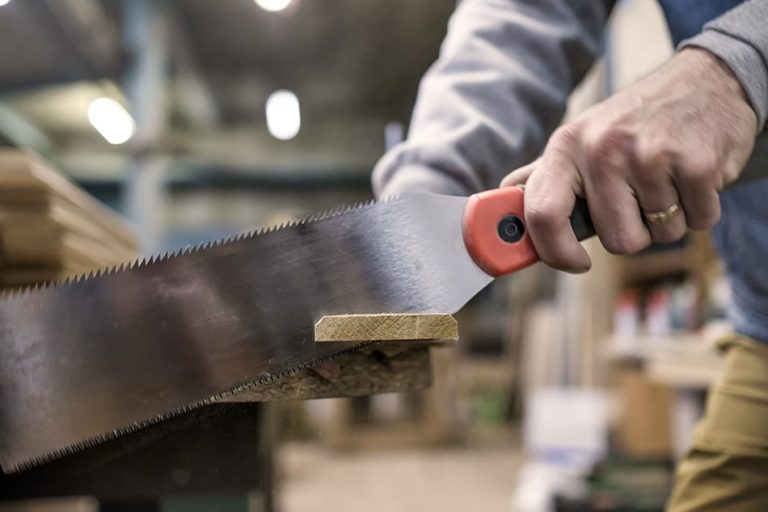 33 Different Types of Wood Cutting Tools