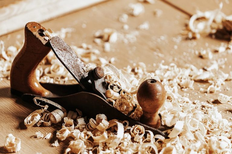33 Different Types of Wood Cutting Tools
