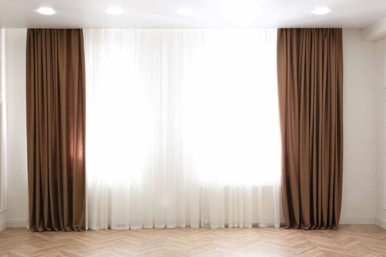 Guide to Standard Curtain Sizes (Size Chart Included) - Homenish