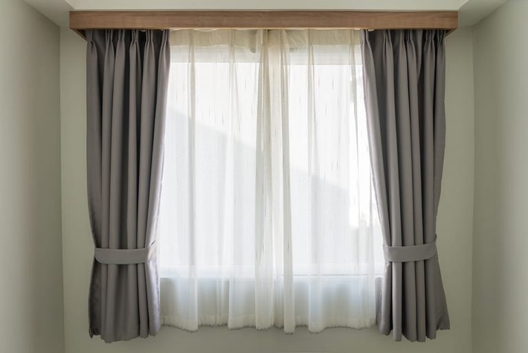 Guide to Standard Curtain Sizes