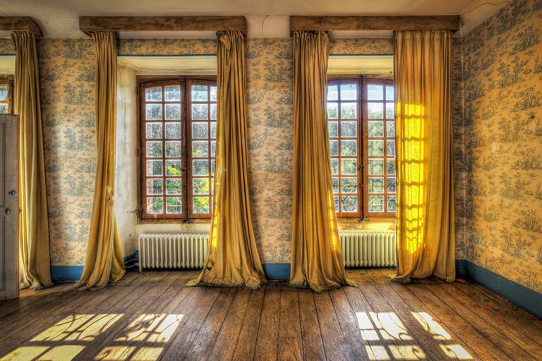 Guide to Standard Curtain Sizes