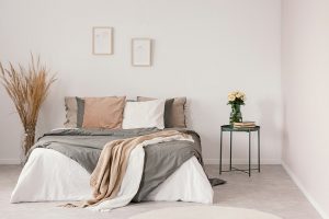 Different Types of Comforters (Shells & Filling) Explained - Homenish