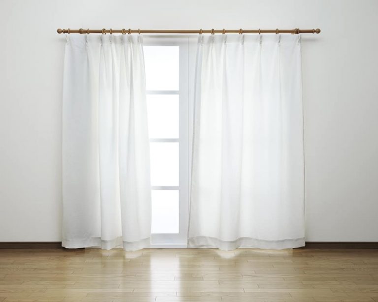 What Curtain Colors Go with White Walls?