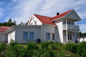 Best Exterior Colors for a House With Red Roof - Homenish