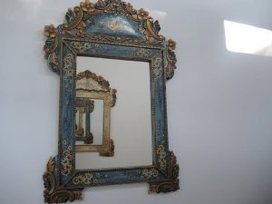 14 Different Types of Mirrors (Photos Included) - Homenish