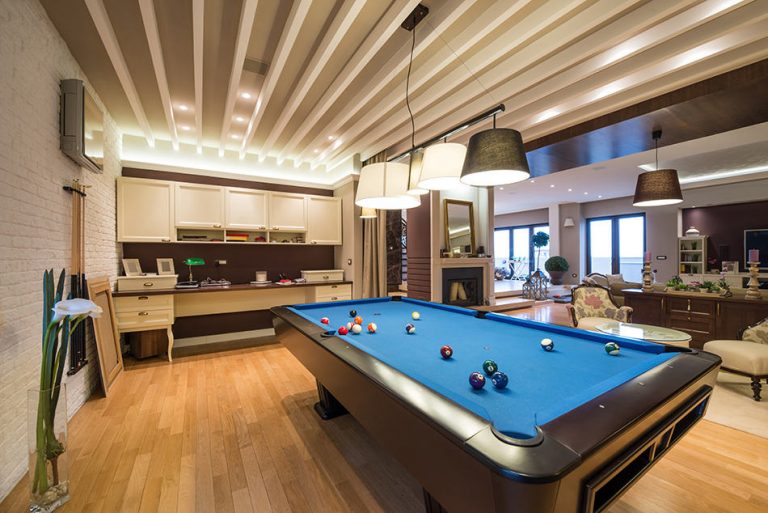 9 Inspiring Rooms with Pool Tables to Play Billiards in Style - Homenish