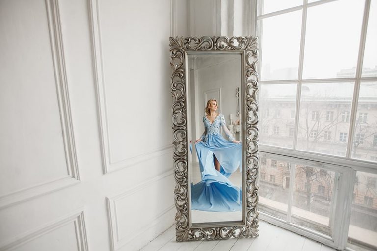 14 Different Types of Mirrors (Photos Included) - Homenish