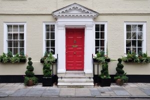 11 Stunning Front Door Colors for a White House - Homenish