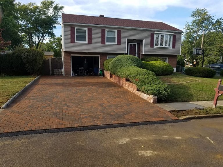 5 Types of Split Level Homes Explained - Homenish