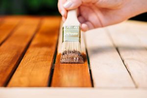 8 Types of Varnish and Their Uses Explained