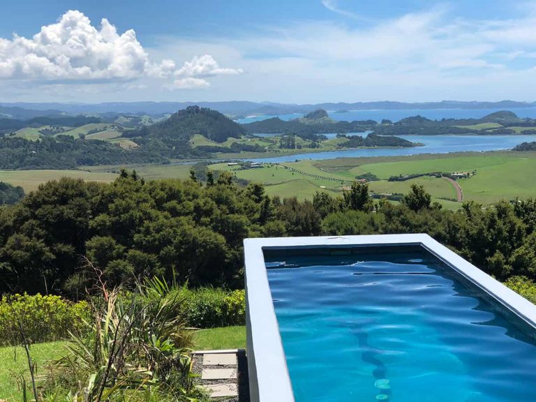 Guide to Lap Pool Dimensions (with Drawings)