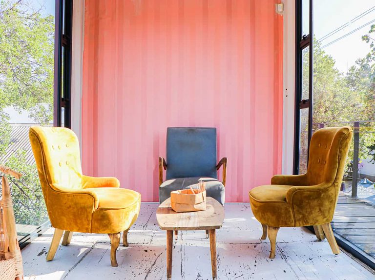 10 Colors that Go Well with Mustard Yellow - Homenish