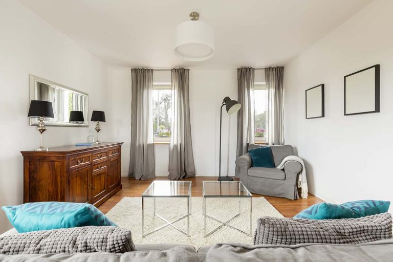 10 Excellent Square Living Room Layouts