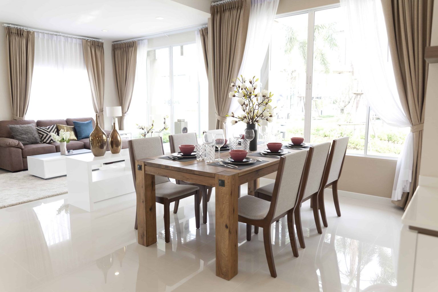 12 Living Room and Dining Combo Layouts