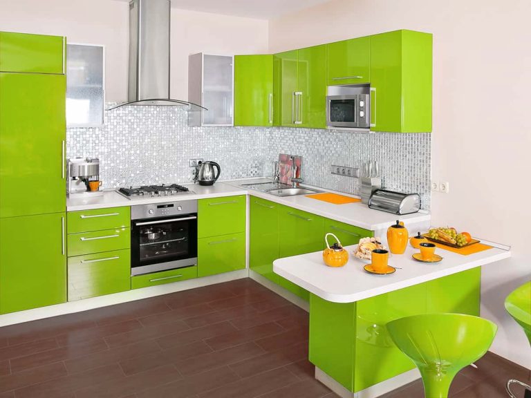 8 Great Colors that Go with Neon Green