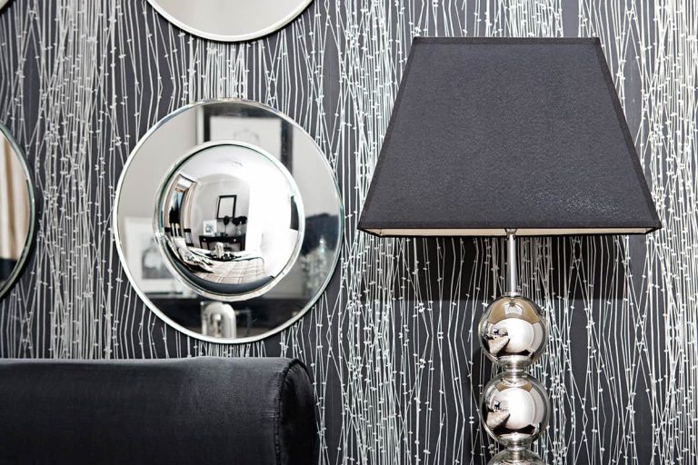 9 Excellent Colors that Go with Silver - Homenish