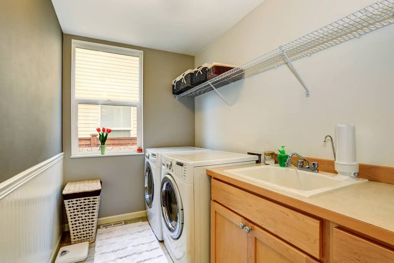 15 Laundry Room Layouts (with Designs)