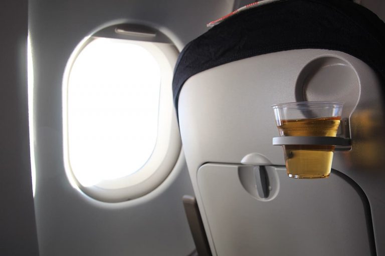 What Are the Standard Cup Holder Sizes? (2 Drawings Included)