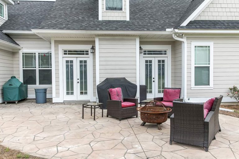 Patio Sizes (with Diagram) - How Big Should Your Patio Be?
