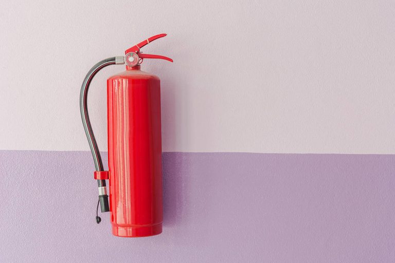 How to Transition Paint Colors on the Same Wall (5 Easy Ways)