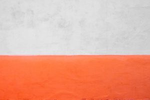 How to Transition Paint Colors on the Same Wall (5 Easy Ways)