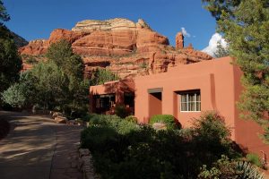 10 Desert House Colors for an Earthy Feel