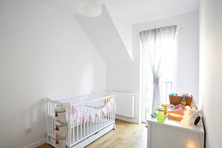 12 Inspiring Nursery Layouts for Small Rooms (with Floor Plans)