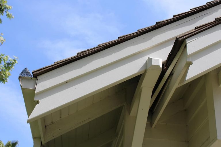 What Are the Standard Shingle Size? - Homenish