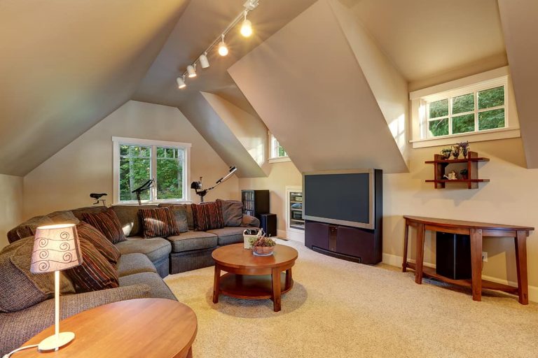 What Color is Mocha? What Colors to Pair with Mocha