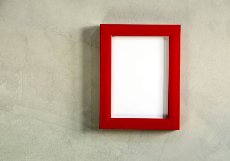 What Color Picture Frames Go With Gray Walls (6 Brilliant Options)
