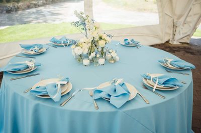 What Color Should My Tablecloth Be?