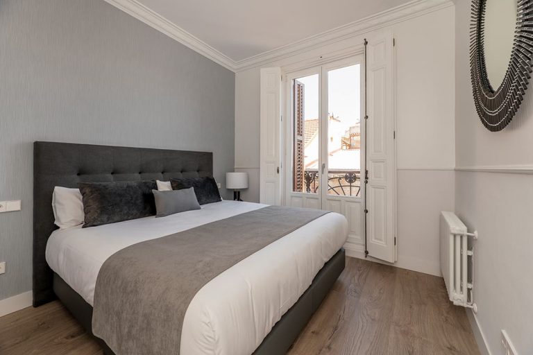 What Are the Divan Dimensions?