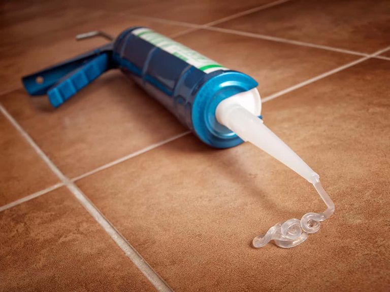 Different Types of Caulk Explained - Homenish
