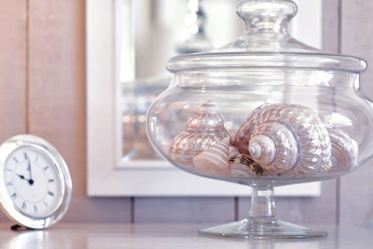 Iridescent Color - What It Is, and How to Use It in Home Decor - Homenish