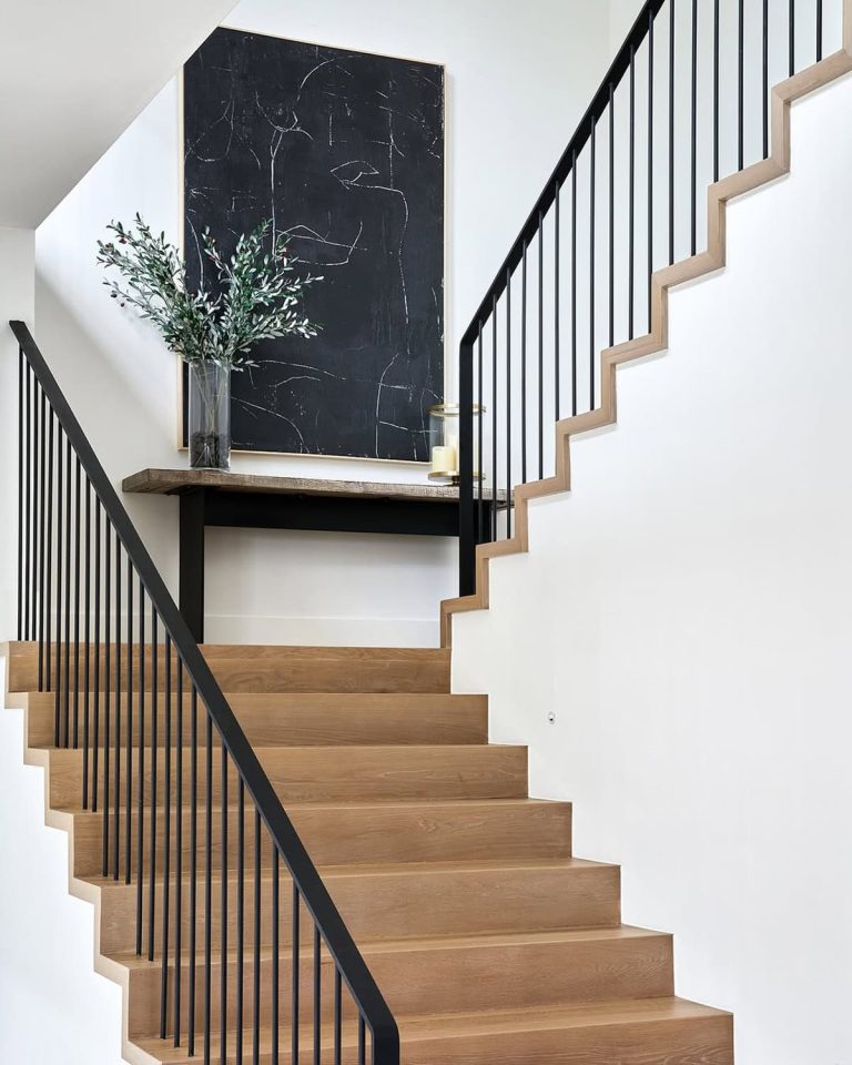 32 Stair Landing Ideas You'll Want to Try