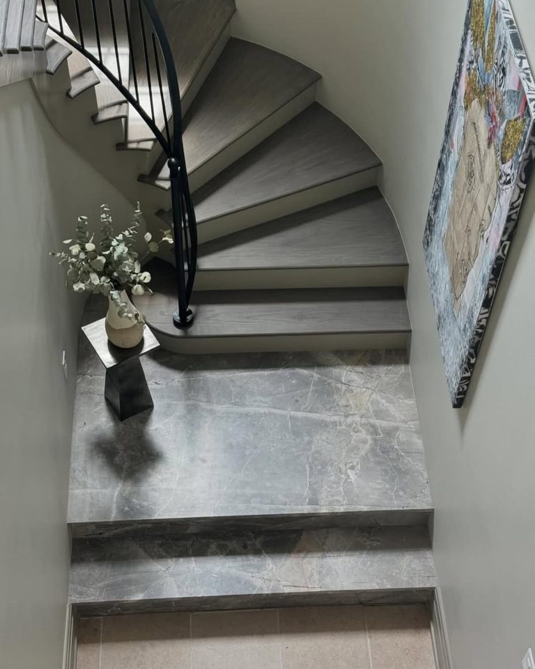 32 Stair Landing Ideas You'll Want to Try