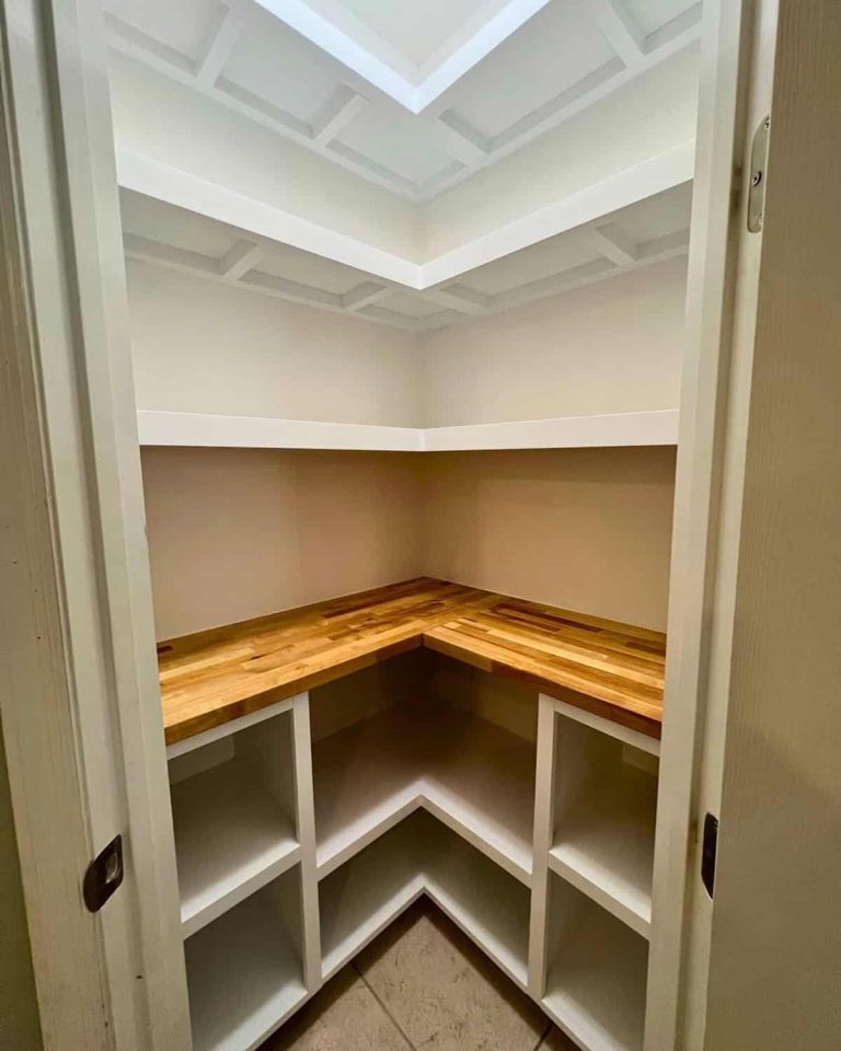 43 Walk-in Pantry Ideas That Are as Stylish as They Are Smart