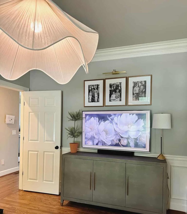 42 Unique Ways to Decorate Above a TV